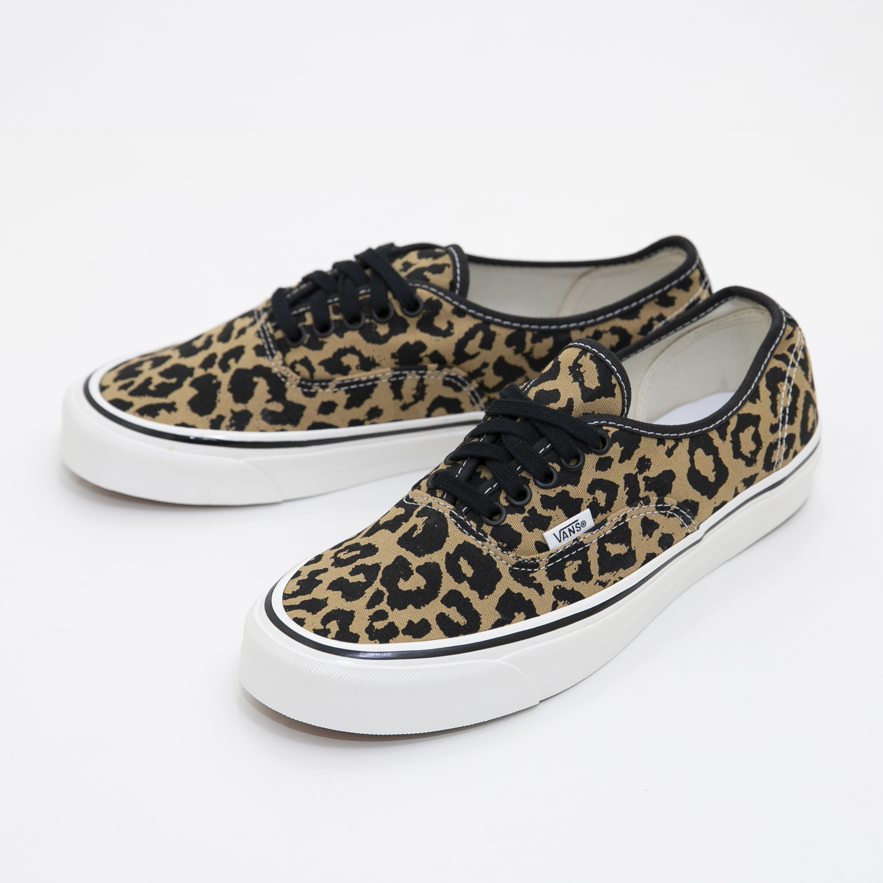 SHOES アーカイブ - PEDESTRIAN